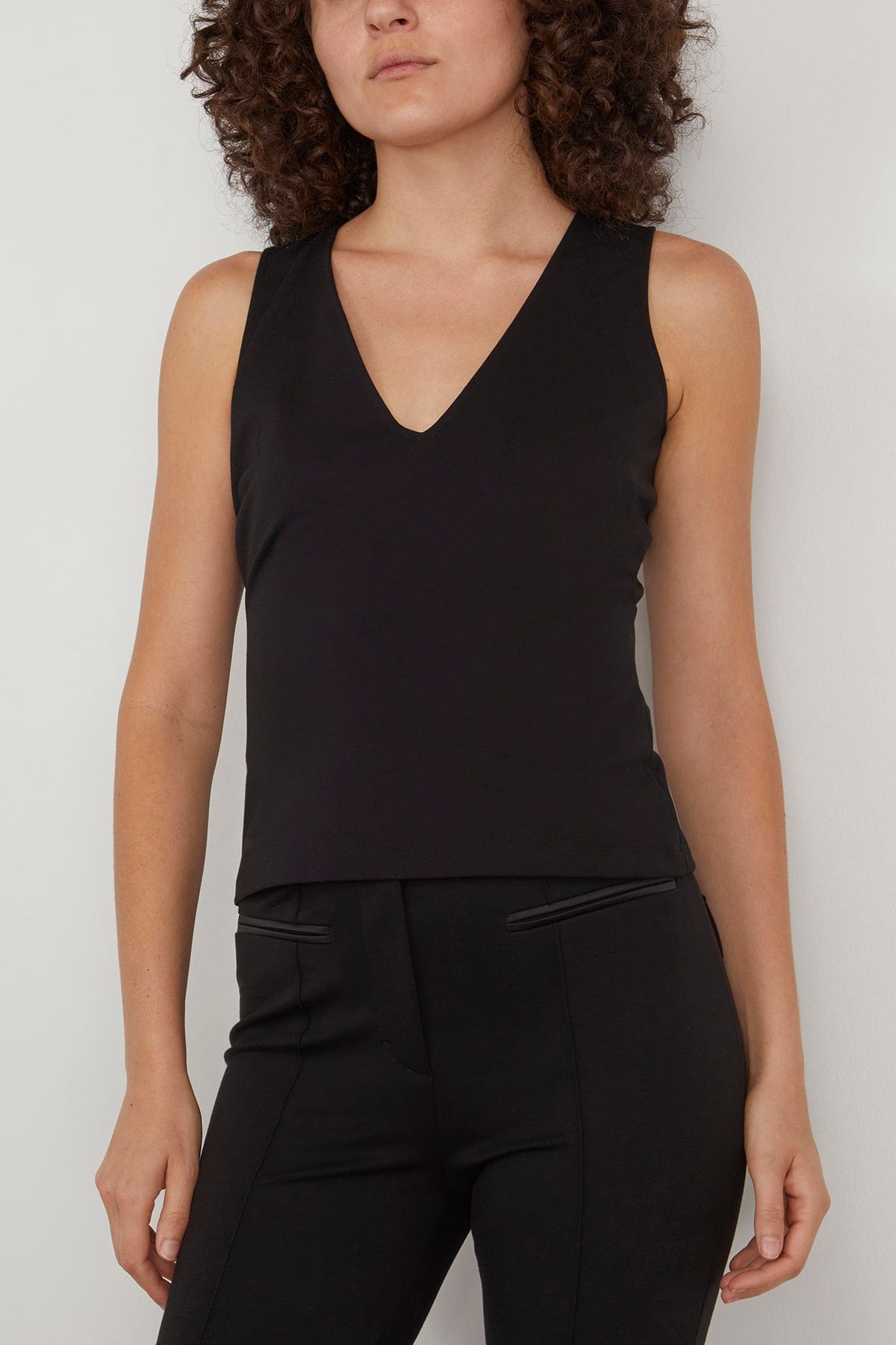 Timeless Tops – Hampden Clothing