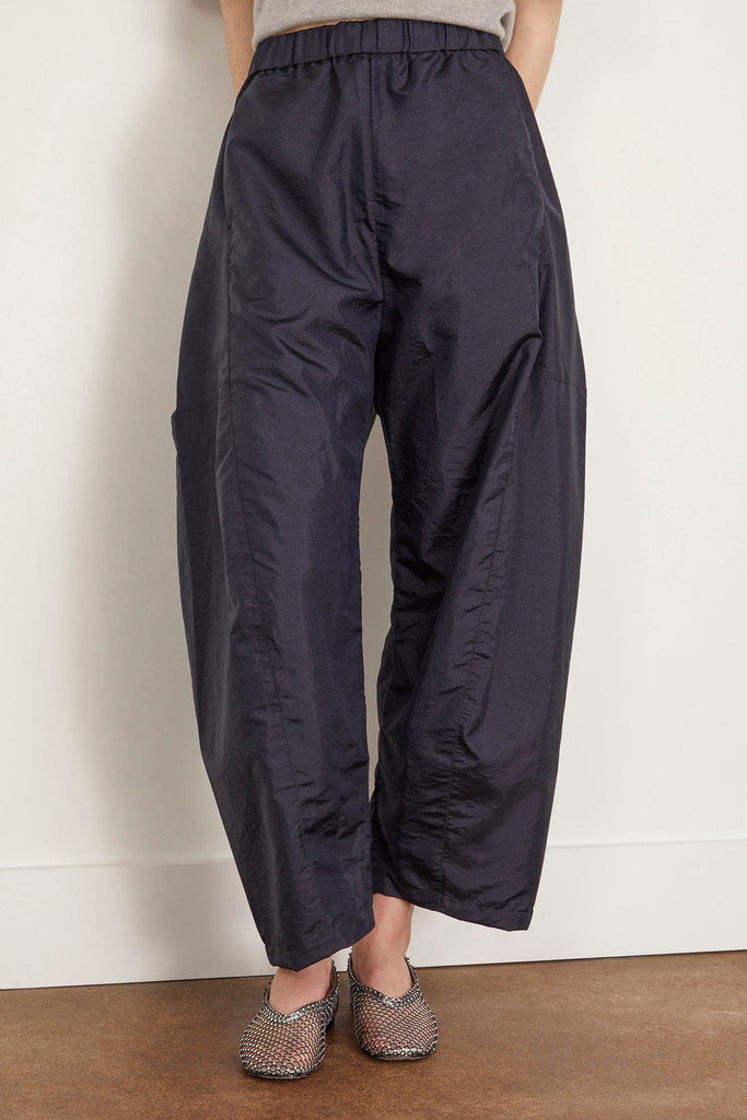 Tibi Crispy Nylon Winslow Pant in Navy – Hampden Clothing