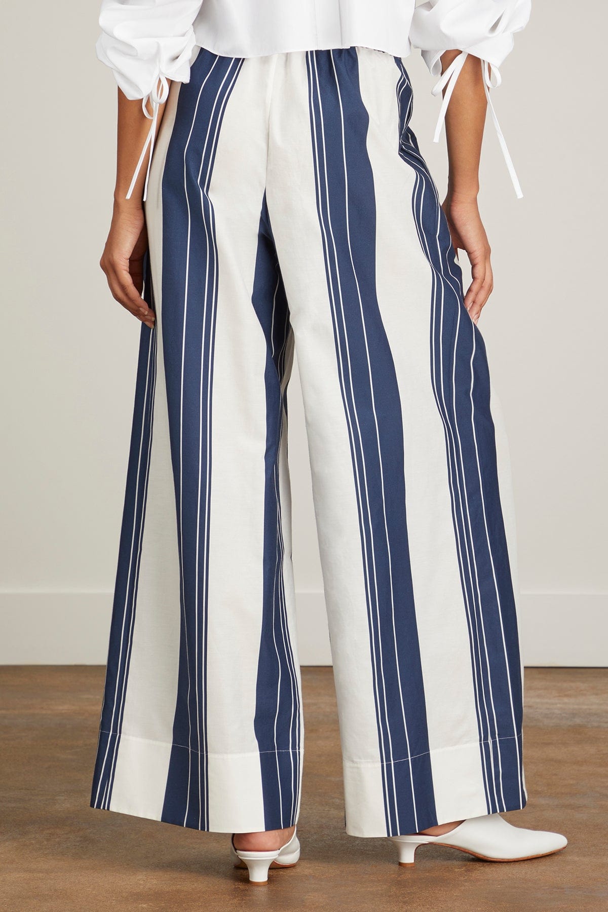 Queens of the Carpool Lane – Hampden Clothing