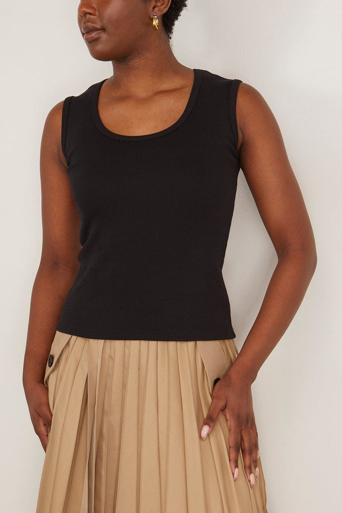 Rohe Rib Tank Top in Black – Hampden Clothing